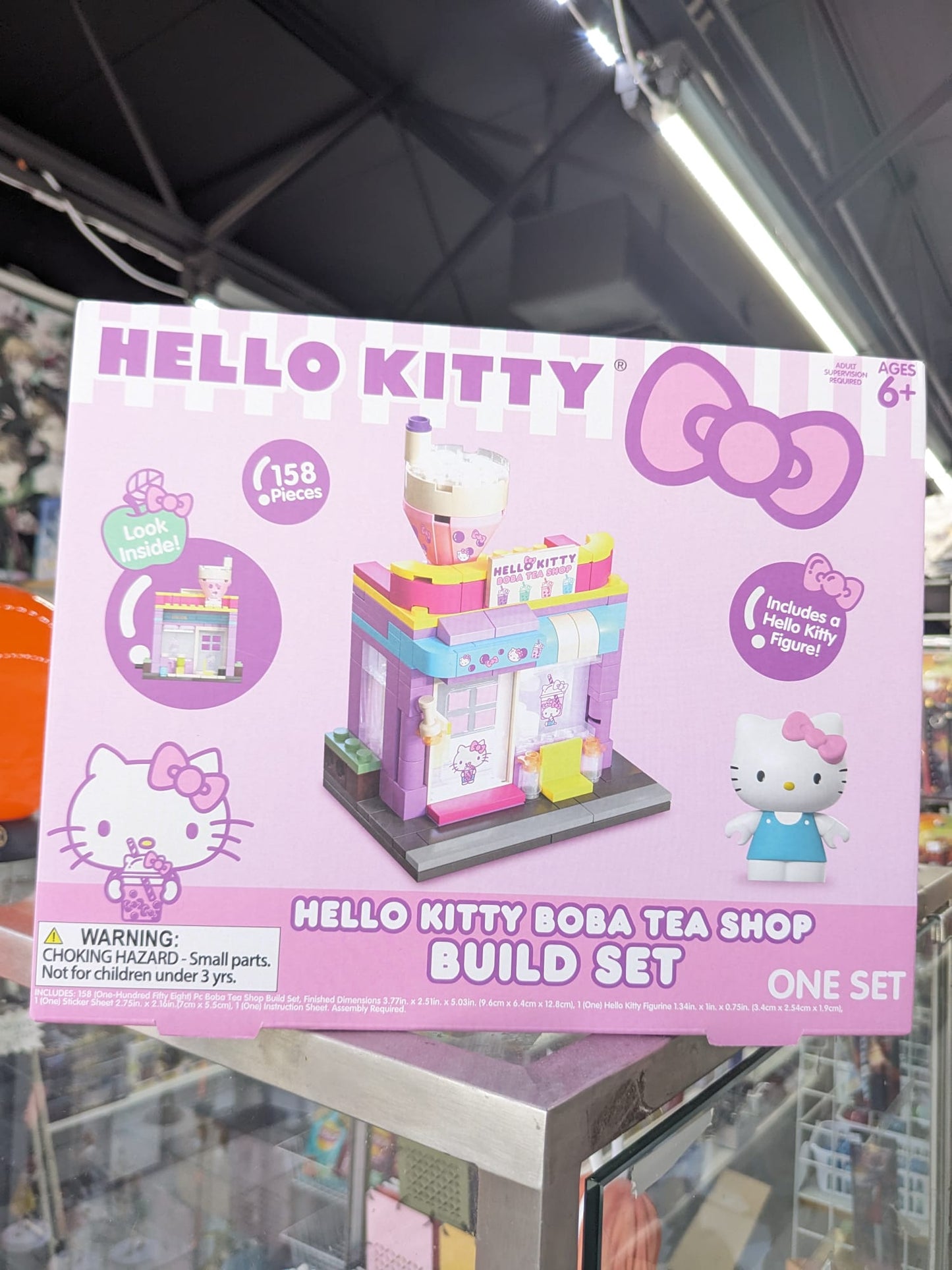 Sanrio Hello Kitty Boba Tea Shop Build Set 158 pieces – J2Games
